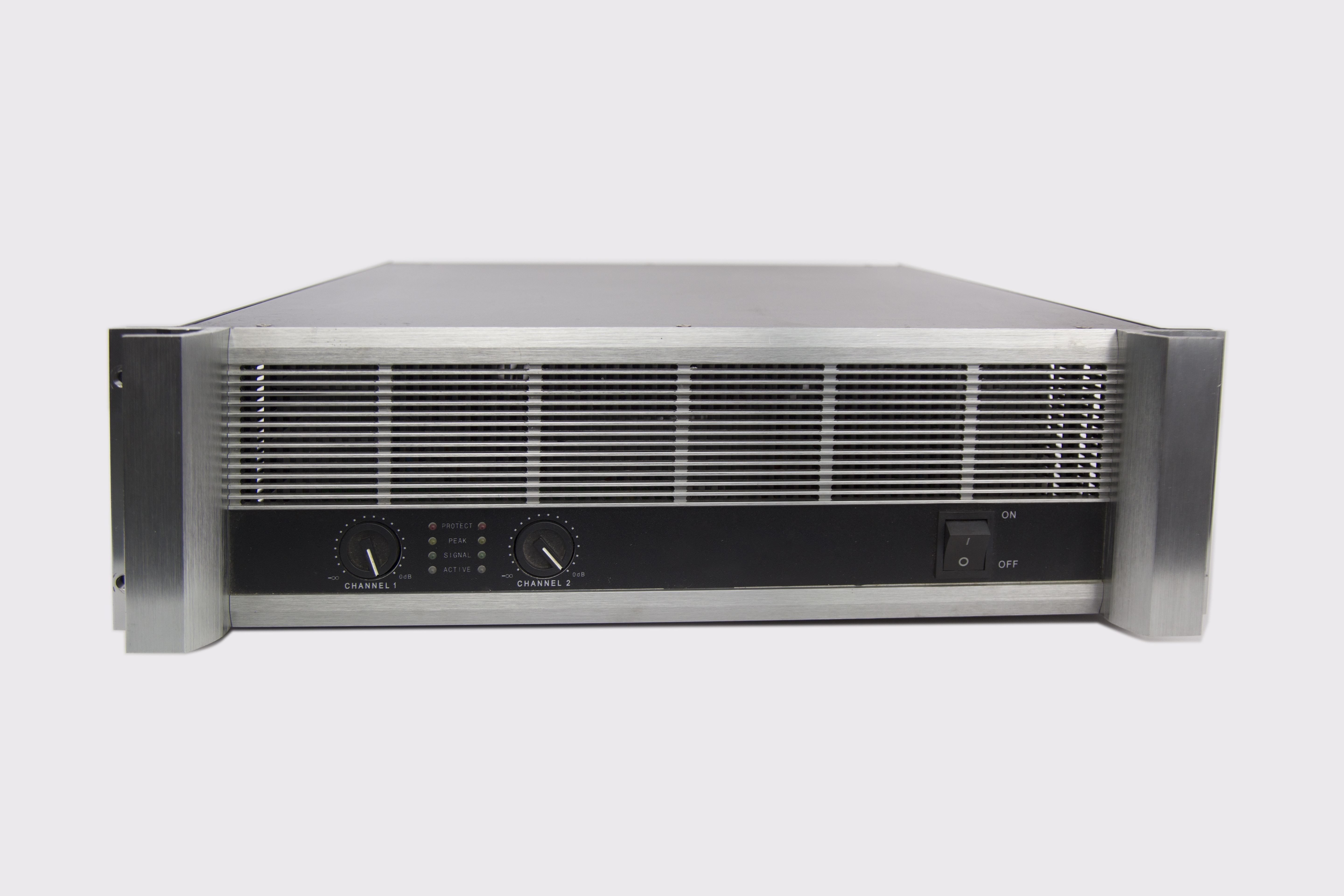 Class AB 2 Channel Power Amplifier 2x450W With 8 Omega Stereo Output