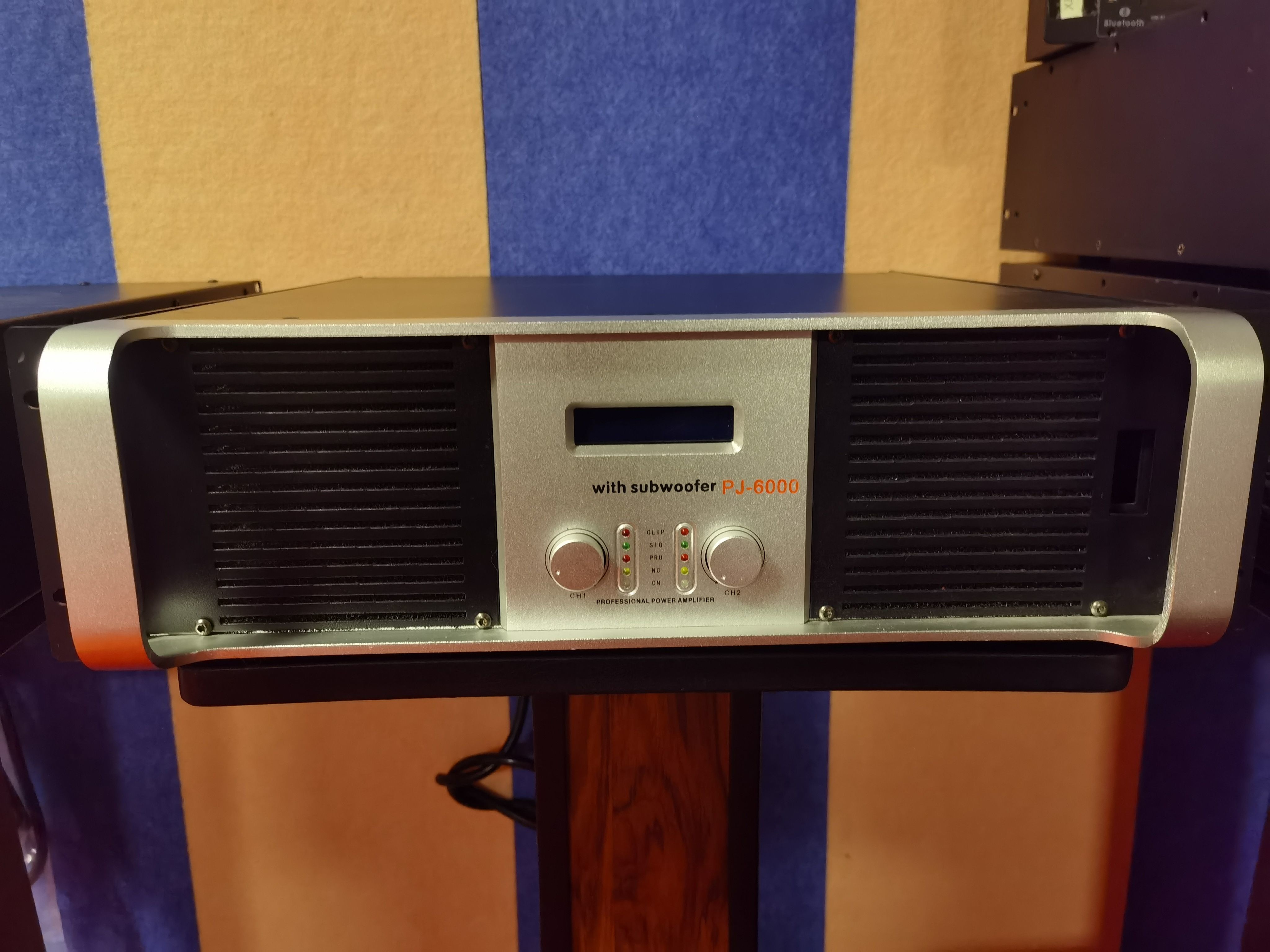 P4000 2 X 700W Class H Stage Power Amplifier With Dynamic Thermal ...